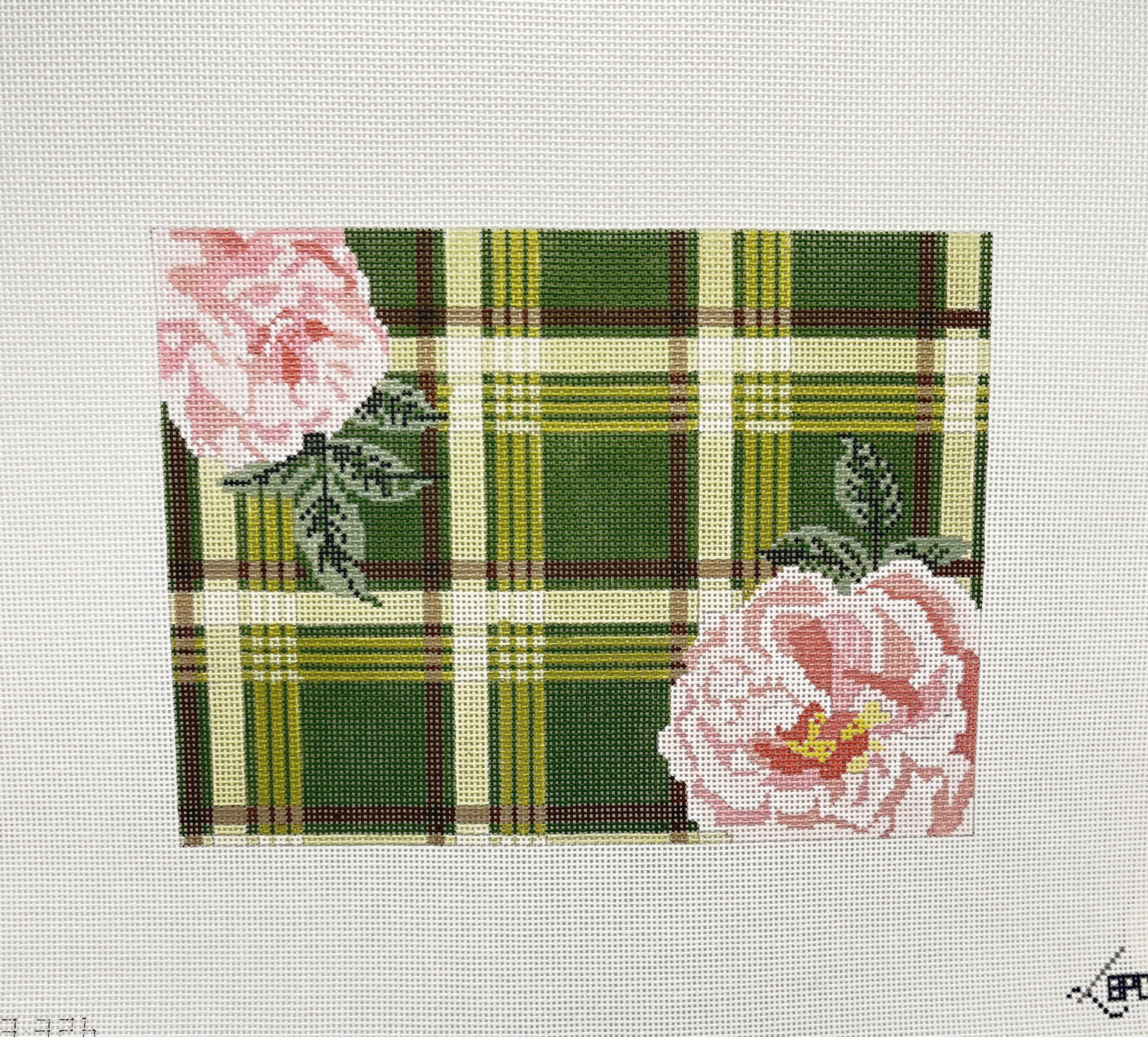 23-326 Green plaid with flower – Blueberry Point Needlepoint